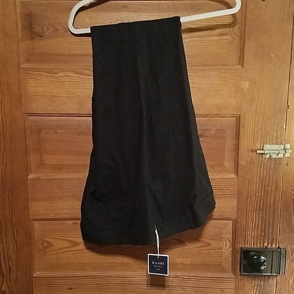 Kaari Blue | Pants & Jumpsuits | Kaari Blue Curvy Black Botanical Beauty Pants Nwt | Poshmark